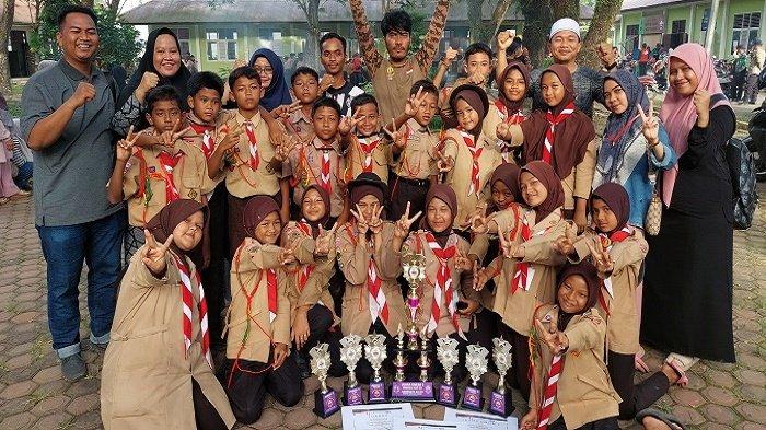 Kuasai Enam Kategori, SDN 2 Percontohan Juara Umum Kedua Kemprata XII - Serambinews.com