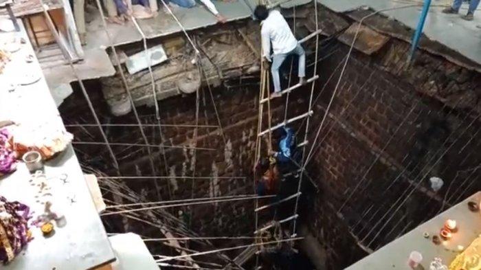 35 Tewas usai Penutup Sumur Kuil di India Runtuh, Terjadi saat Perayaan Festival Hindu Ram ...