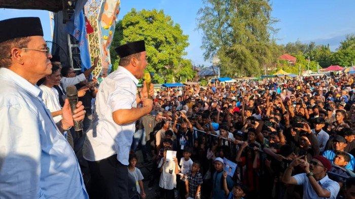 Massa Sesaki Kampanye Paslon AMAN di Alun-alun Sigli, Janji Majukan ...