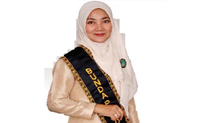 Ayu Candra Febiola Nazuar, Dikukuhkan Jadi Bunda PAUD Aceh - Serambinews.com