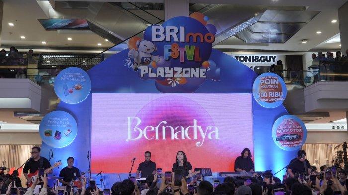 Masih Pendatang Baru Tapi Sudah Raih AMI Awards 2024, Bernadya Menangis - Serambinews.com