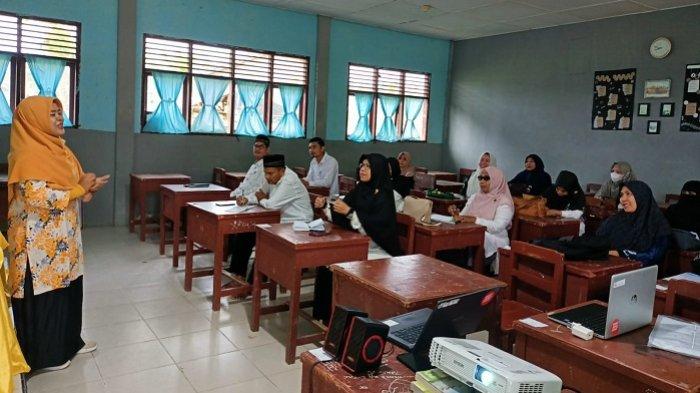 MAN 3 Aceh Timur Gelar Bimtek Peningkatan Kompetensi Guru - Serambinews.com