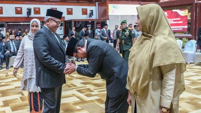 Azwardi Dilantik Jadi Pj Sekda Aceh, Bustami Hamzah Perintahkan Gerak ...
