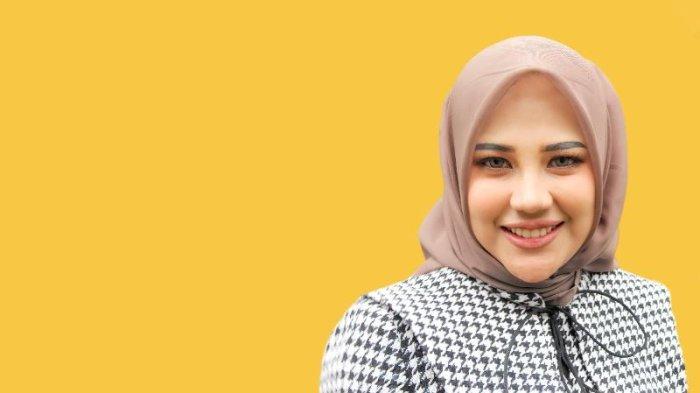 Cut Zuhra Luncurkan Mini Album, 'Sorry Ya Mantan' Jadi Single Andalan ...