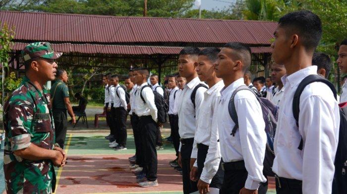 Ratusan Pemuda di Barat Selatan Aceh Daftar Ulang Calon Prajurit TNI AD ...
