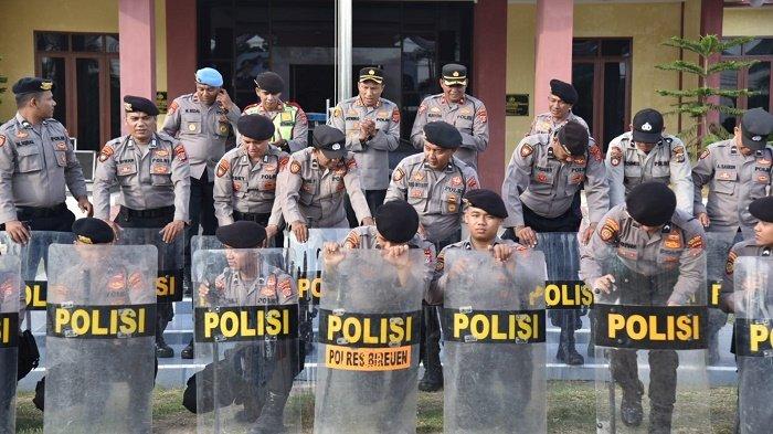 Kapolres Bireuen Optimalkan Latihan Dalmas Bagi Personel - Serambinews.com