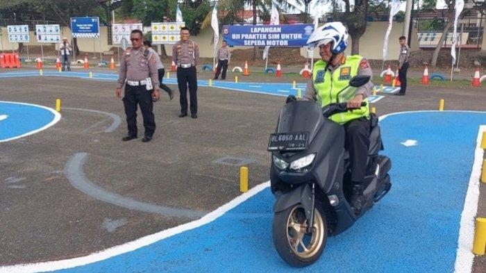 Biaya Pembuatan SIM C, C1, C2 Terbaru, Tes Bentuk Zig-zag dan Angka 8 ...