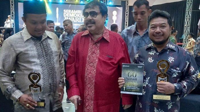 Pelopori Angkutan Sehat, dr Eddi Junaidi Raih Serambi Demokrasi Awards ...