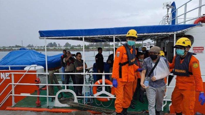 Kecelakaan Kerja di Laut, SAR Evakuasi 1 Crew Kapal MV Ocean Leo Asal ...