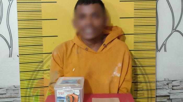 Simpan Sabu di Sampan, Nelayan di Langsa Timur Diringkus Bersama 2 Paket Sabu Ukuran Besar ...