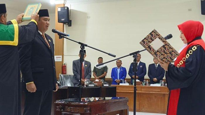 Sah! Teuku Saifullah TS Resmi Gantikan Fadli A Hamid, PAW Pimpinan DPRK Pidie - Serambinews.com