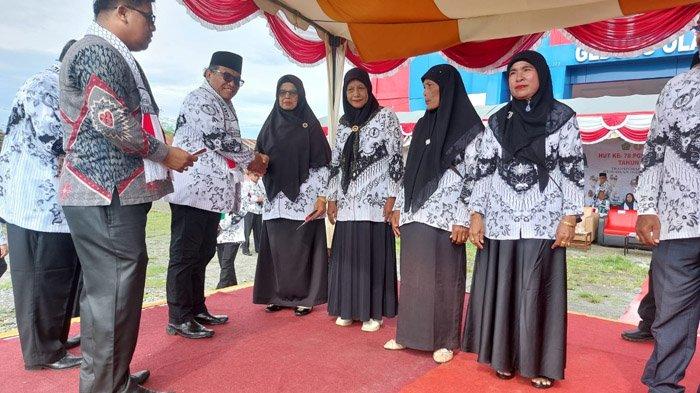 Peringatan Hari Guru Di Pidie Dirangkai Hut Pgri Purna Tugas Guru