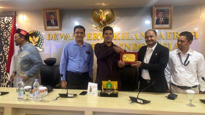 FISIP UIN Ar-Raniry dan DPD RI Tandatangani MoA, Ada Program Magang Mahasiswa - Serambinews.com