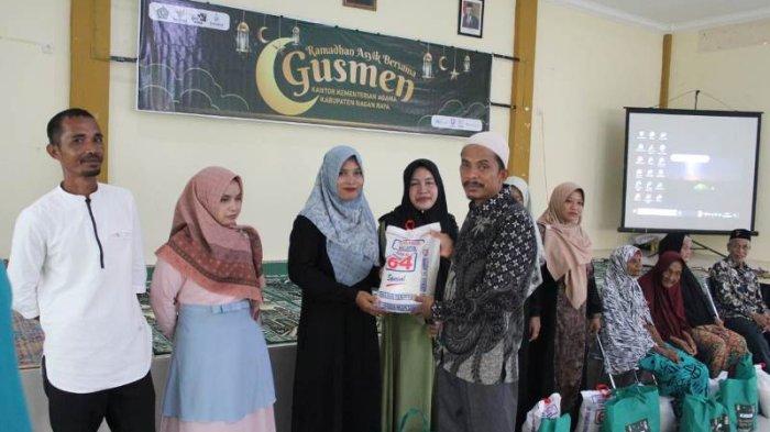 Kemenag Nagan Raya Salurkan 500 Paket Sembako kepada Fakir Miskin, Bagian dari Festival Ramadhan ...