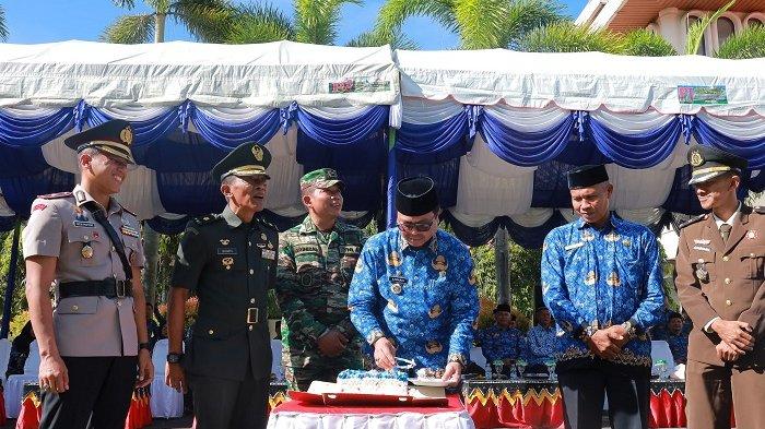 Peringatan HUT Ke-53 Korpri di Aceh Barat, Pj Bupati Azwardi Tekankan Transformasi PNS Jadi ASN ...