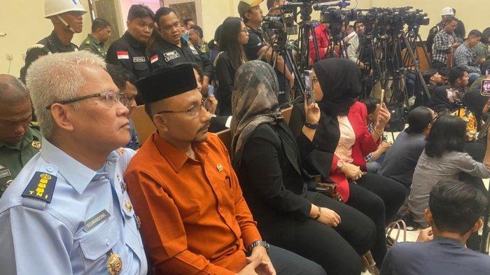 Pembunuh Imam Masykur Jalani Sidang Pertama, Haji Uma Ikut Kawal - Serambinews.com