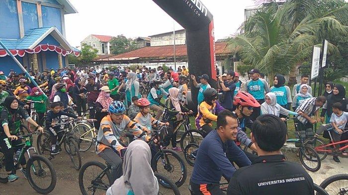 Peringati Hari Radio, Ratusan Bikers Ikut Gowes di RRI Lhokseumawe ...