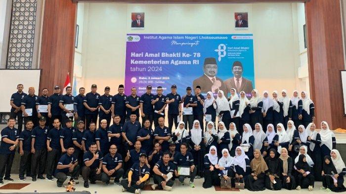 22 Dosen IAIN Lhokseumawe yang Terbitkan 28 Buku Terima Penghargaan ...