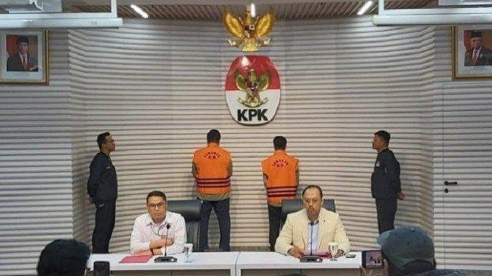 KPK Tahan 2 Tersangka Kasus Korupsi APD Kemenkes, Kerugian Negara Rp319 Miliar - Serambinews.com