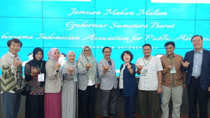 Tiga Dosen Prodi Ilmu Administrasi Negara FISIP UIN Ar-Raniry Presentasi di Forum IAPA 2023 ...
