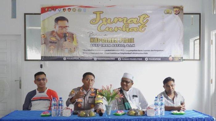 Warga Minta Stop Aktivitas di Warkop Saat Azan, Disampaikan Pada Jumat Curhat di Simpang Tiga ...