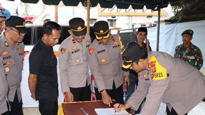 Kapolres Pidie Jaya Cek Dua Pos Ketupat Seulawah 2023 - Serambinews.com