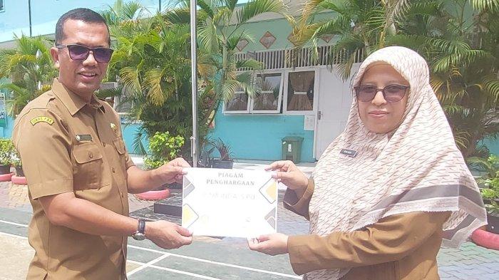 Isna Dinobatkan Jadi Guru Berprestasi Lhokseumawe 2023, Ini Profil Lengkapnya - Serambinews.com