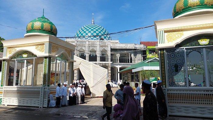 Dayah MUDI Samalanga Bireuen Raih Anugerah Satu Abad NU - Halaman all ...