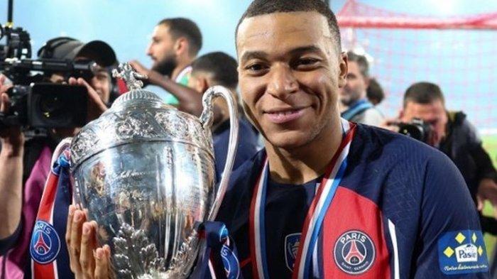 Resmi: Kylian Mbappe Gabung Real Madrid, Diumumkan Dini Hari Tadi, Segini Kontraknya ...