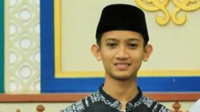 Waled Nuruzzahri, Sosok Guru Inspiratif - Serambinews.com