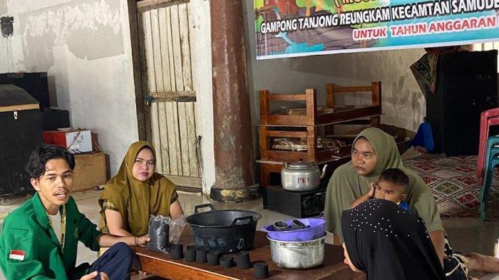 Mahasiswa KKN Kelompok 82 Unimal Ajari Warga Manfaatkan Limbah Kelapa Jadi Produk Briket ...