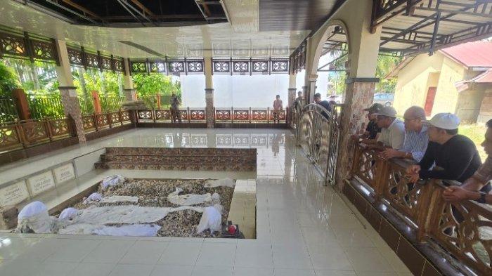 Pansus DPRA ke Makam Abdullah Syafii, Kuburan Panglima GAM Ini Dinilai ...