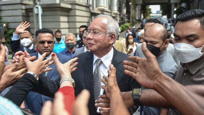 Najib Razak Minta Ampun ke Raja Setelah Dihukum 12 Tahun Penjara ...