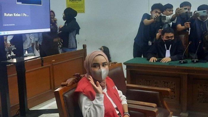 Medina Zein Divonis 6 Bulan Penjara Tekait Kasus Perselisihan dengan ...