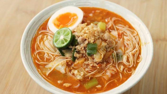 Resep Misoa Ayam Pedas ala Devina Hermawan, Kuahnya Pedas Segar, Cocok ...