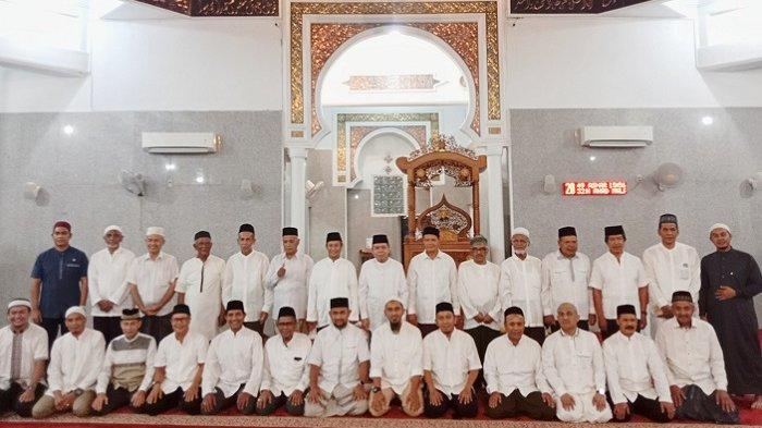 Munawar Khalil Pimpin BKM Masjid Al Jihad Jeulingke Banda Aceh - Serambinews.com