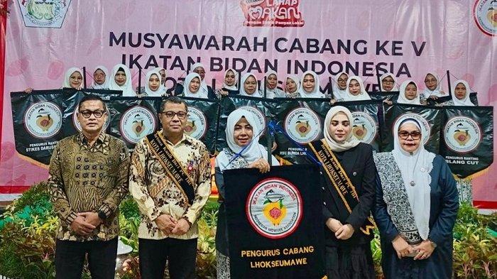 Buka Muscab IBI, Ini Harapan Wali Kota Lhokseumawe kepada Ibu Bidan ...