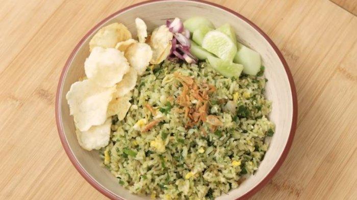 Resep Nasi Goreng Cabe Ijo Pakai Ikan Nasi ala Chef Devina Hermawan ...