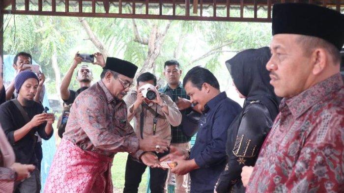 Pj Wali Kota Langsa Dipeusijuek Bersamaan Pelepasan Purna Tugas Usman ...