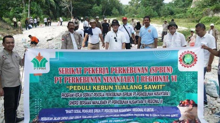 SPBUN PTPN Regional 6 Gelar Baksos Rehab Jalan Rusak Menuju Kebun ...