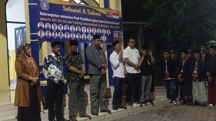 Ketua DPRK Bireuen Lepas Mahasiswa IAI Aceh PPL-KKN ke Malaysia ...