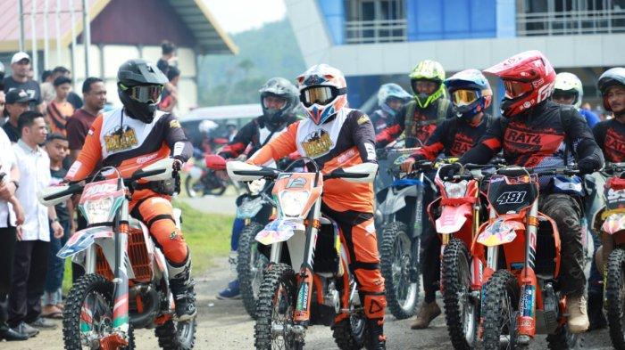 320 Rider Trail Adventure RATA-4 Meriahkan HUT Ke-39 Kota Jantho, Peserta Galang Dana untuk ...