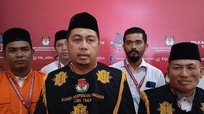 Pasangan Firman Dandy-Muchtar Ibrahim Resmi Daftar ke KIP Aceh Timur ...