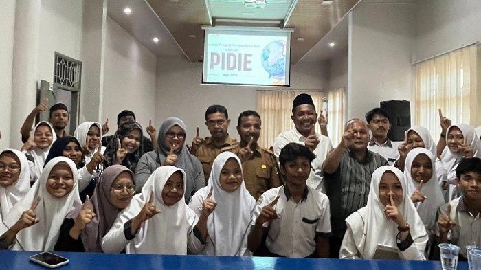Siswa MAN 1 Pidie Persentasikan Perencanaan Pembangunan Ke Bappeda ...