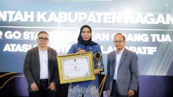Pemkab Raih Serambi Awards 2024 Pelopor Go Start, Pj Bupati Dedikasikan ... Pemkab Raih Serambi Awards 2024 Pelopor Go Start, Pj Bupati Dedikasikan ...