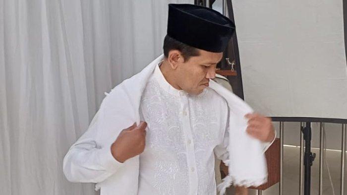 Jelang Pelantikan, Wakil Gubernur Aceh Terpilih Dek Fadh Jalani Sesi Pemotretan - Serambinews.com
