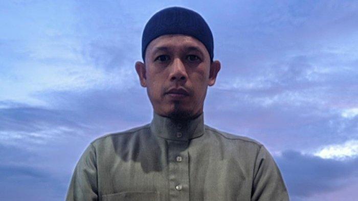 Khutbah Jumat - Tiga Kiat Hidup Bahagia, Ustaz Aiyub Rusli Ajak Terapkan Dalam Kehidupan Sehari ...