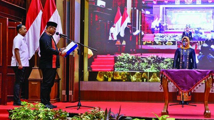 Safriati Dikukuhkan Jadi Pj Ketua Dekranasda - Serambinews.com Safriati Dikukuhkan Jadi Pj Ketua Dekranasda - Serambinews.com