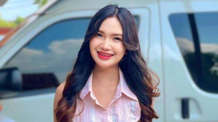 Ping Chayada Penyanyi Muda Thailand Meninggal Usai Pijat Leher - Serambinews.com