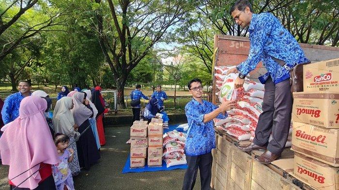 Disperindagkop Pijay Gelar Pasar Murah di Tiga Kecamatan - Serambinews.com